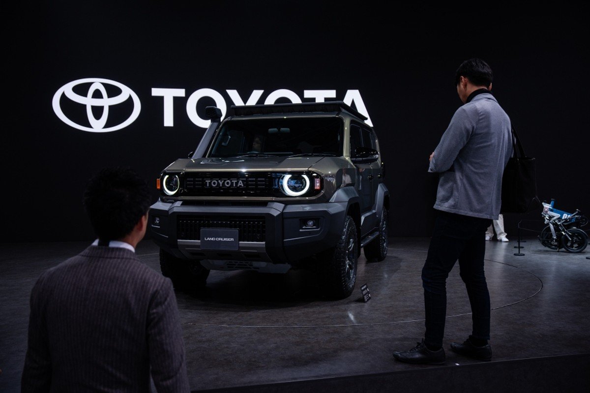 Toyota Profits Dip Amid US Tariffs, Full-Year Outlook Raised
